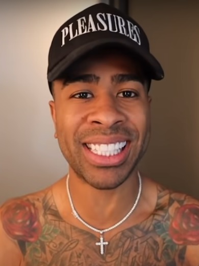 Prettyboyfredo — Bio, Parents, YouTube career, Girlfriend, Net worth ...