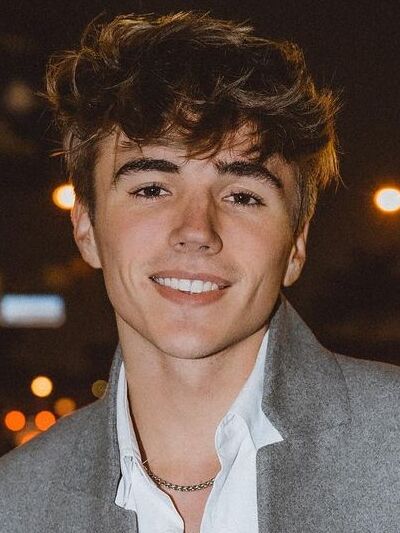 Bryce Parker — Bio, Parents, TikTok career, Girlfriend, Net worth ...