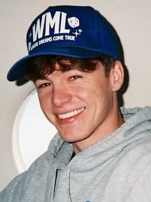 Nick Austin — Bio, Parents, TikTok career, Girlfriend, Net worth ...