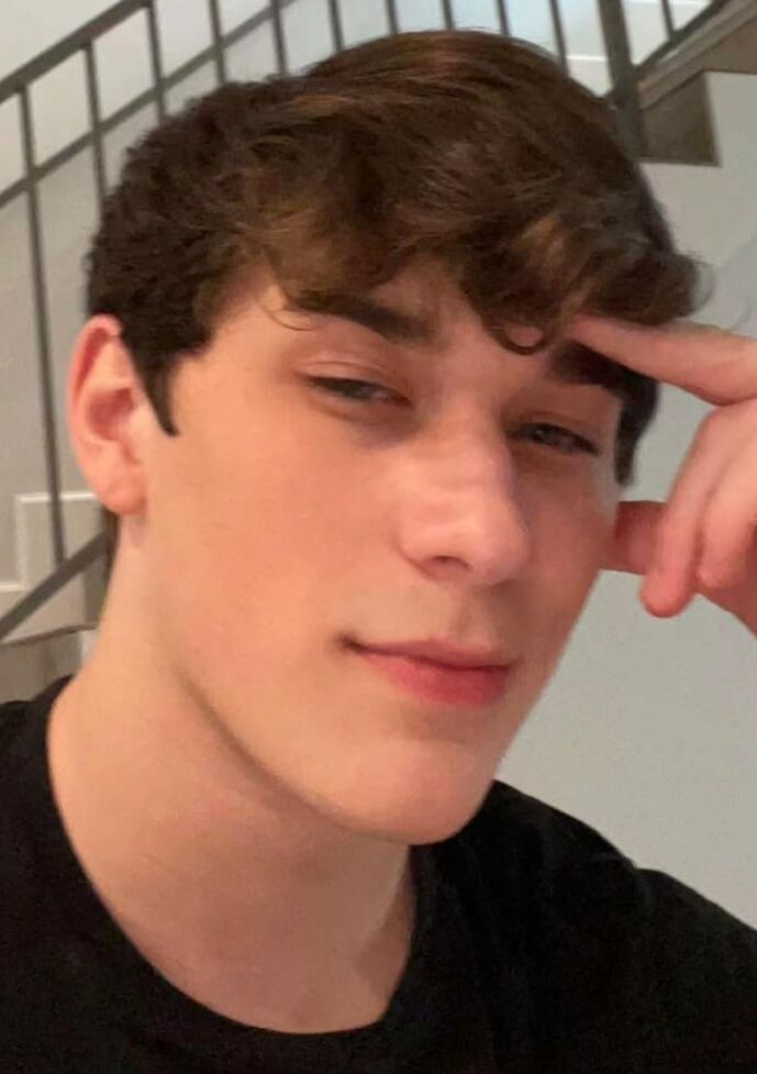 Brandon Rowland — Bio, Parents, Instagram career, Girlfriend, Net worth ...