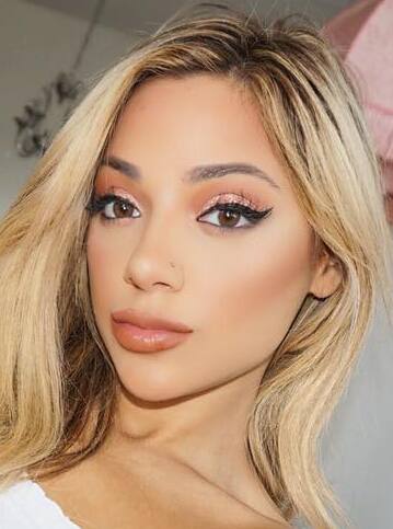 Gabi DeMartino — Bio, Parents, YouTube career, Relationship, Net worth ...