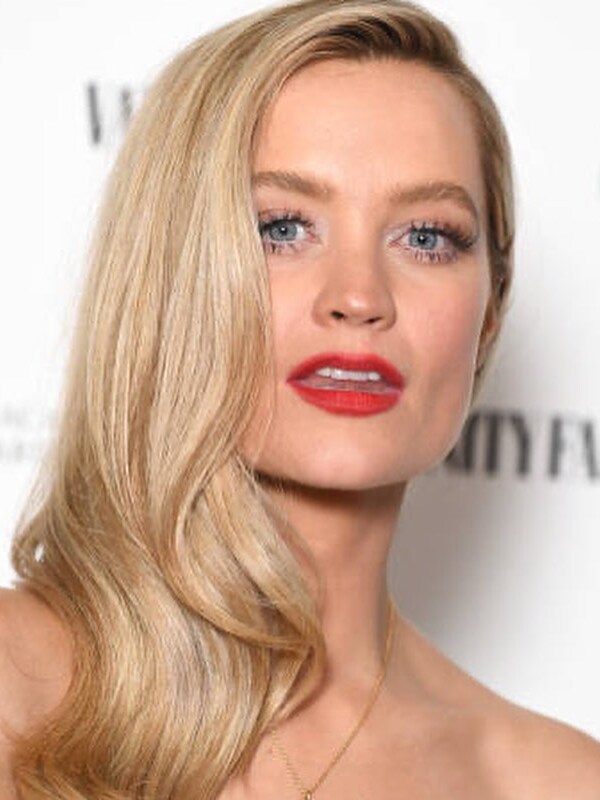 Laura Whitmore — Bio, Parents, TV career, Relationship, Net worth ...