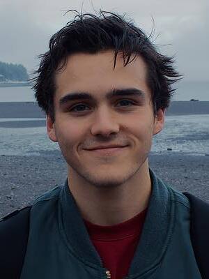 Charlie Gillespie — Bio, Parents, TV career, Relationship, Net worth ...